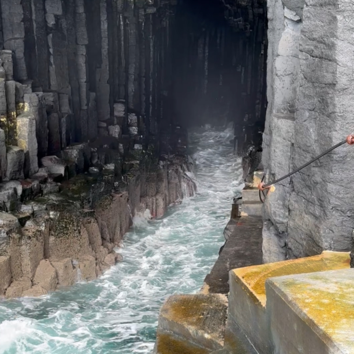 Step Repair at Fingal's Cave - TRACKCRETE